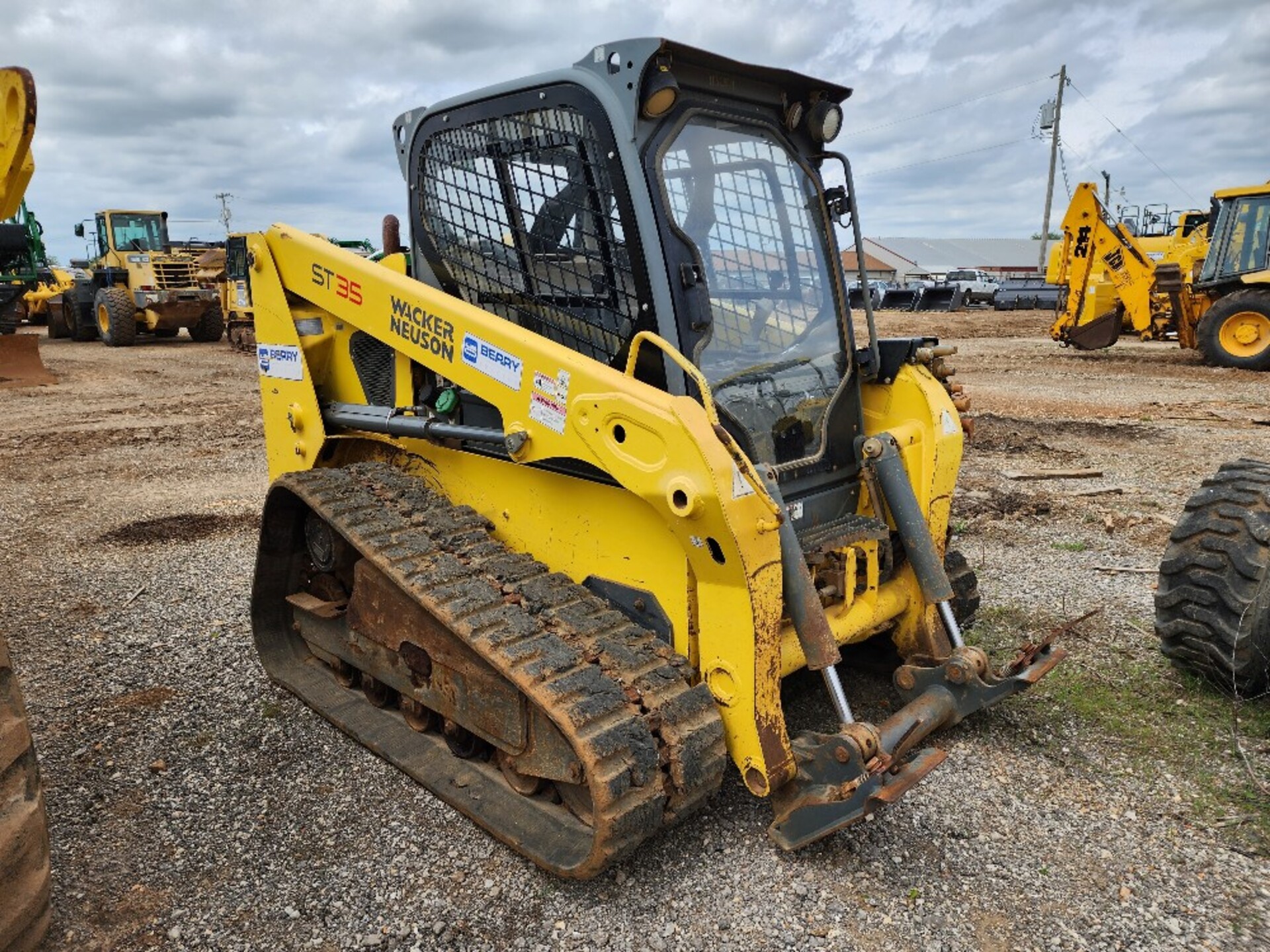 Heavy Construction Equipment Sales, Rental, Parts KS & MO - Berry Tractor