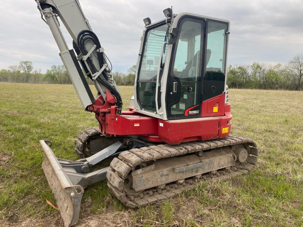 Heavy Construction Equipment Sales, Rental, Parts KS & MO - Berry Tractor