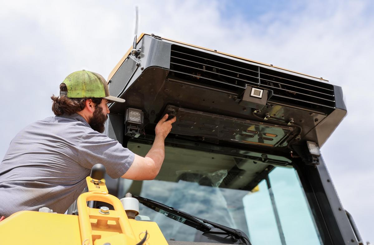 A/C Parts and Service - Berry Tractor